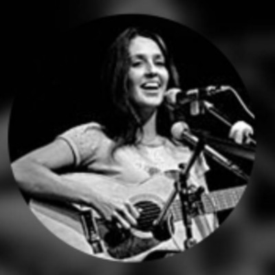 Best Of John Baez Music Playlist: Best MP3 Songs on Gaana.com