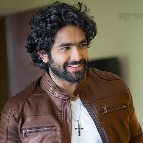 Siddharth Menon Album Songs- Download Siddharth Menon New Albums MP3 ...